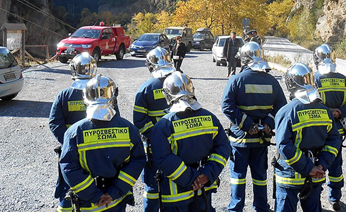 Η Πυροσβεστική Υπηρεσία Σπάρτης τιμά τους πεσόντες πυροσβέστες ...