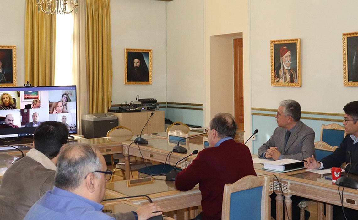 Σύσκεψη στην Περ. Πελ/σου για την ΣΔΙΤ της διαχείρισης απορριμμάτων ...